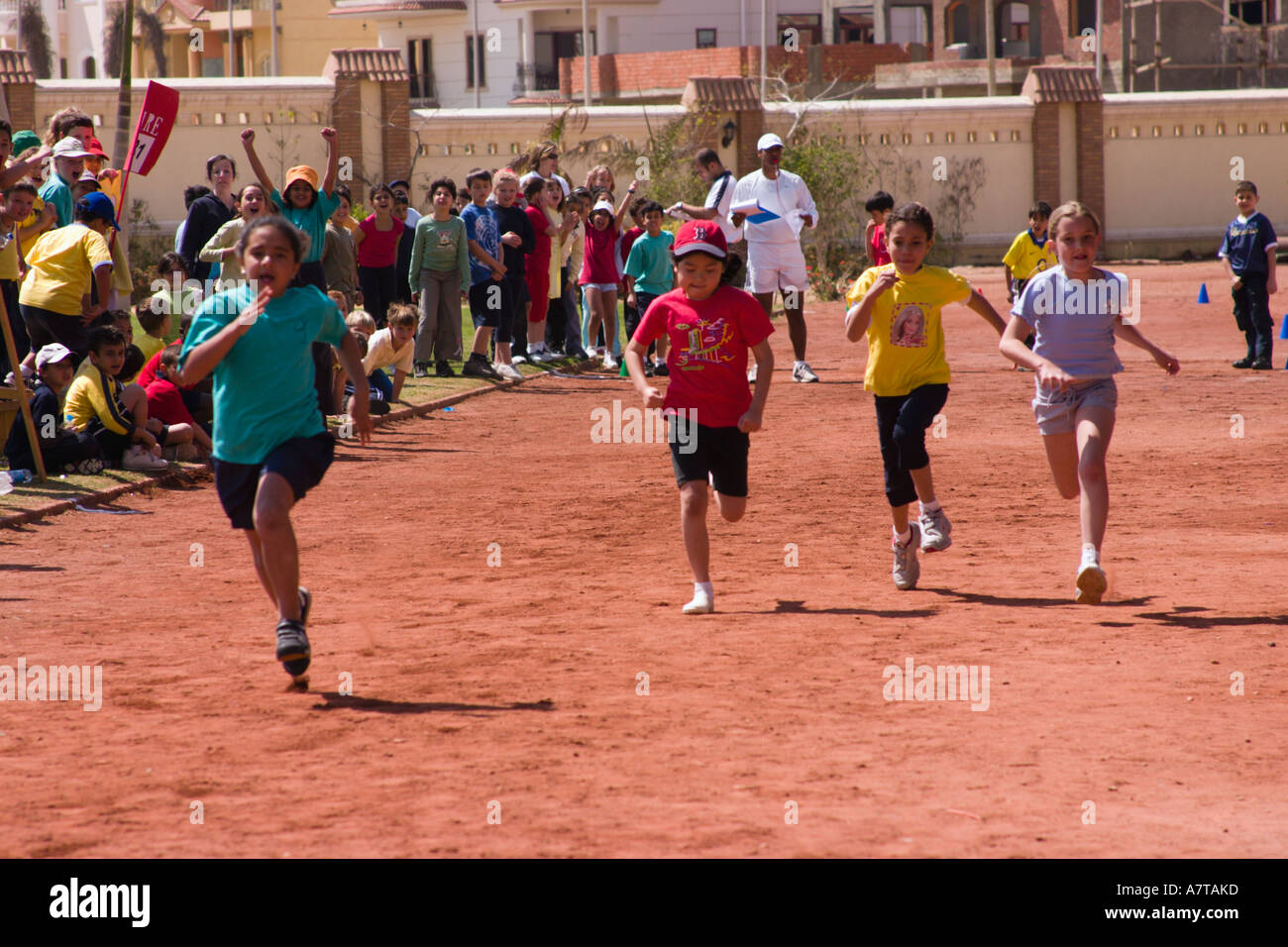 children running at school sports day Stock Photo - Alamy