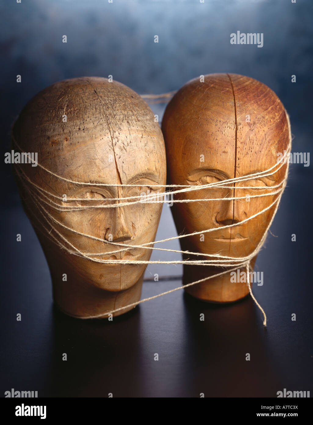 Two threads hi-res stock photography and images - Alamy