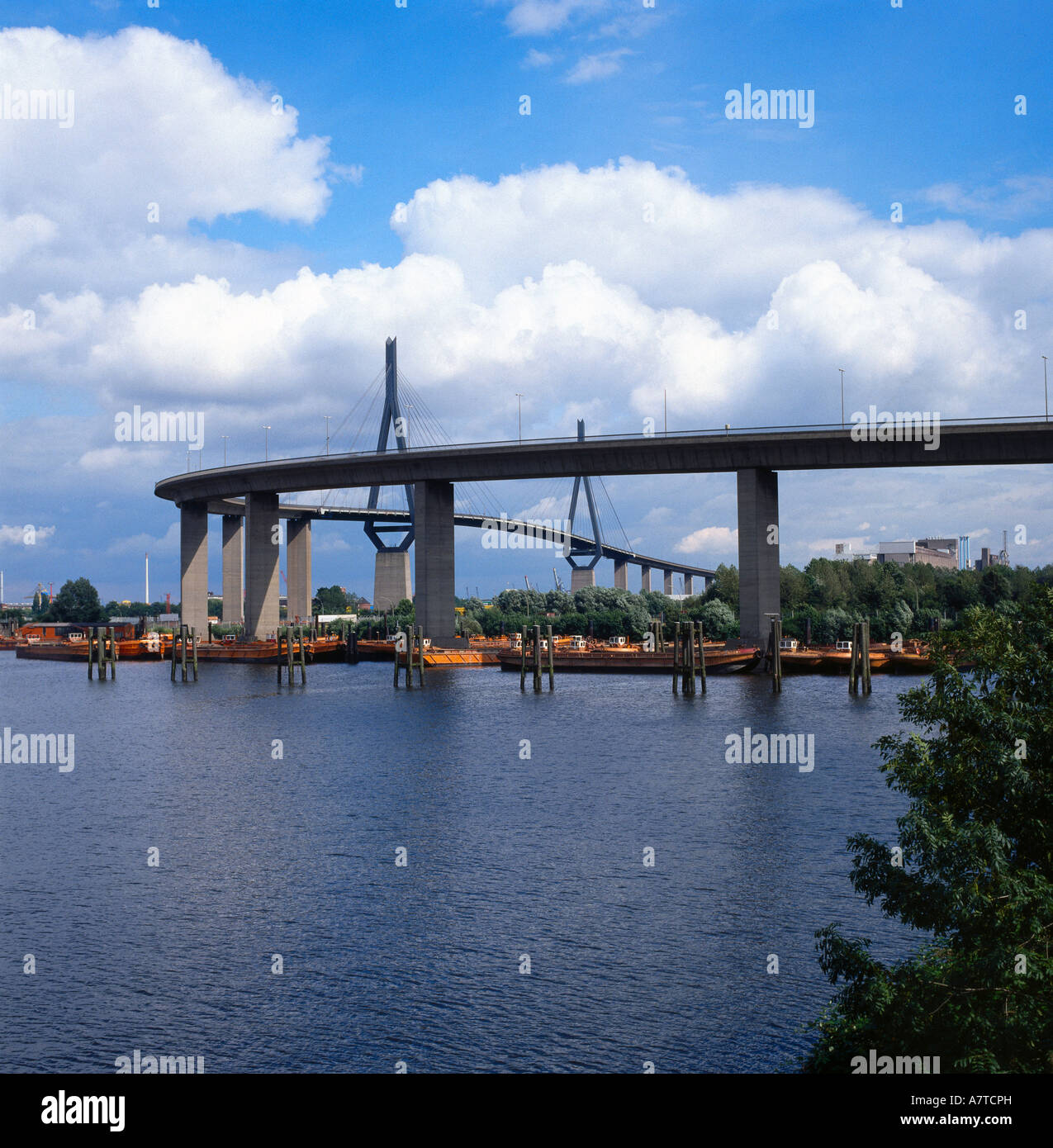 Bridge river kohlbrand bridge hamburg hi-res stock photography and ...
