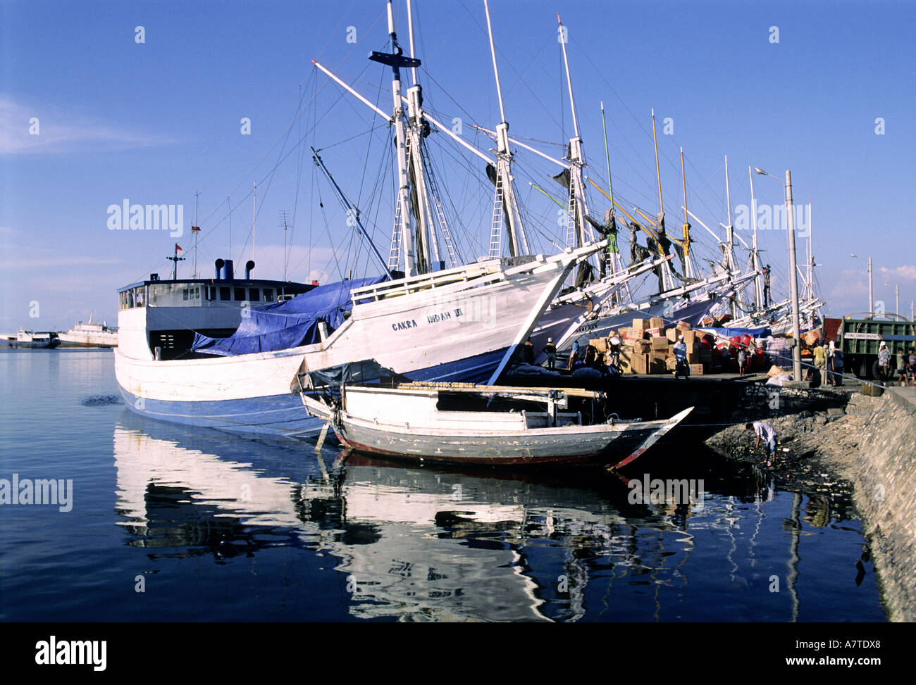 Indonesia, Sulawesi, Ujung Pandang, Bugis boats Stock Photo - Alamy