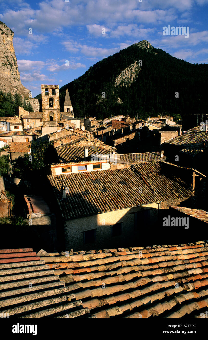 Village of castellane hi-res stock photography and images - Alamy