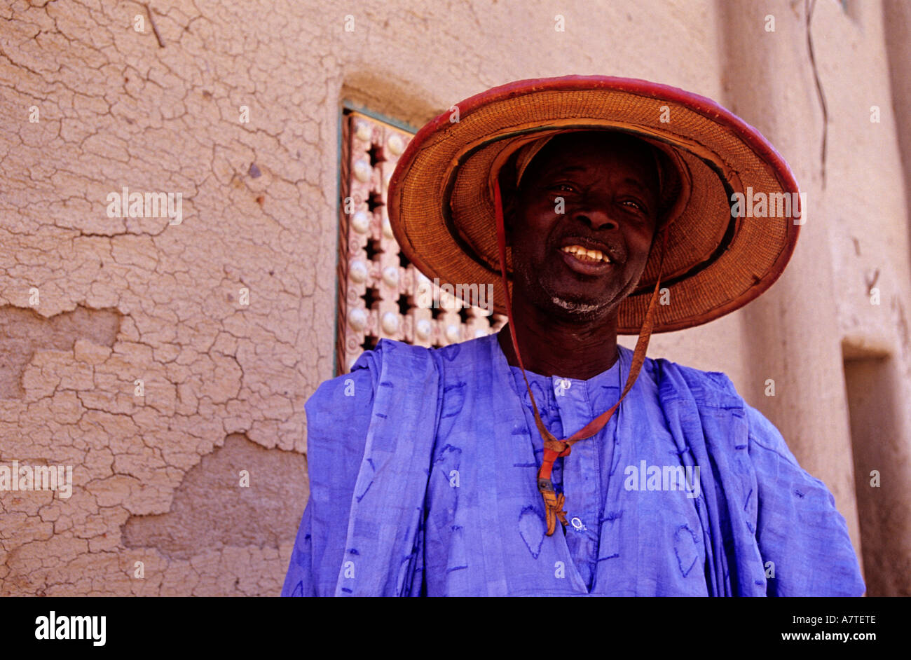 Mopti town hi-res stock photography and images - Alamy