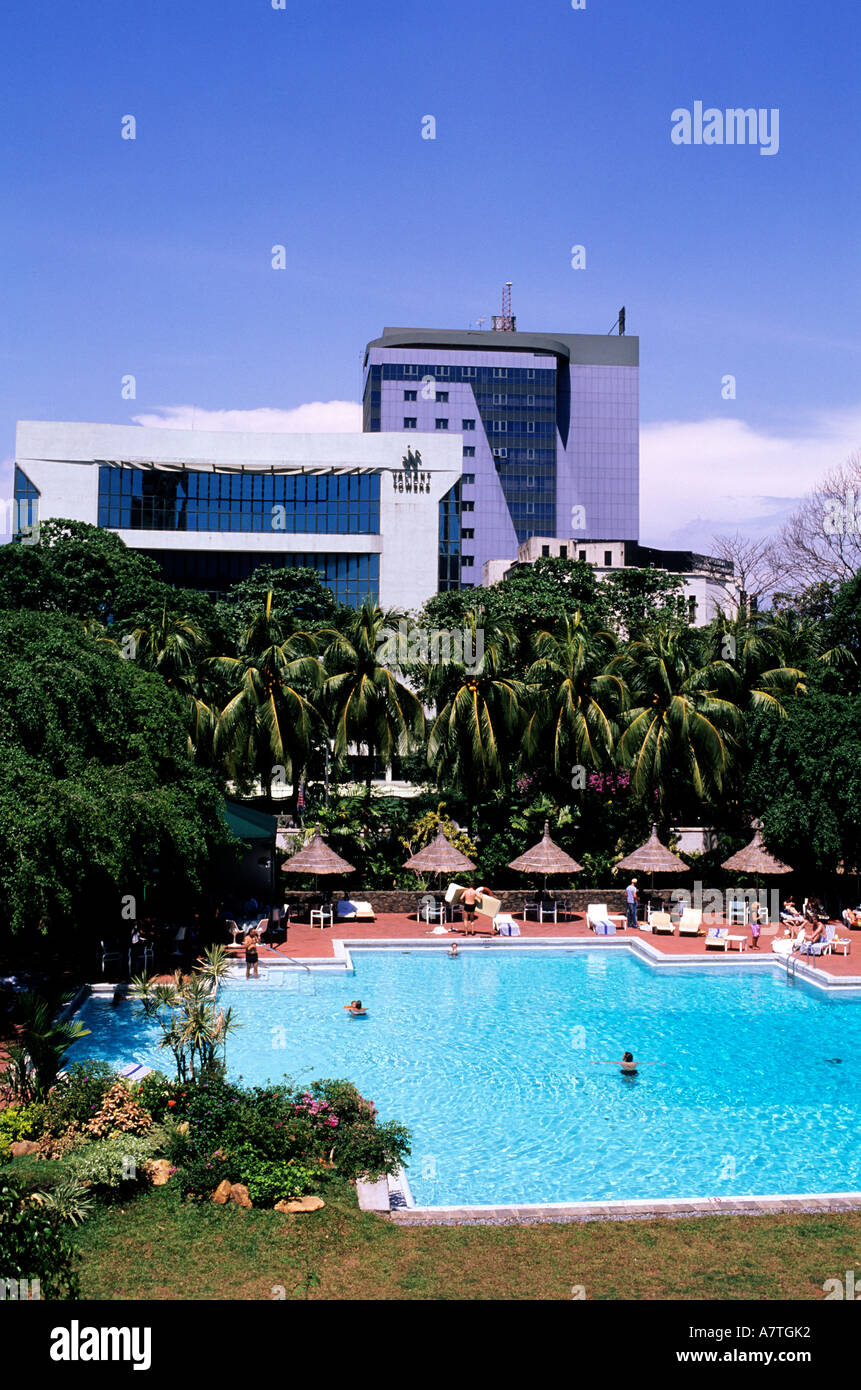 Colombo plaza hi-res stock photography and images - Alamy