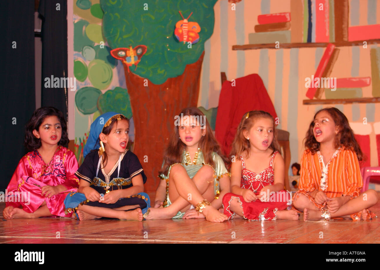 School play stage girls hi-res stock photography and images - Alamy
