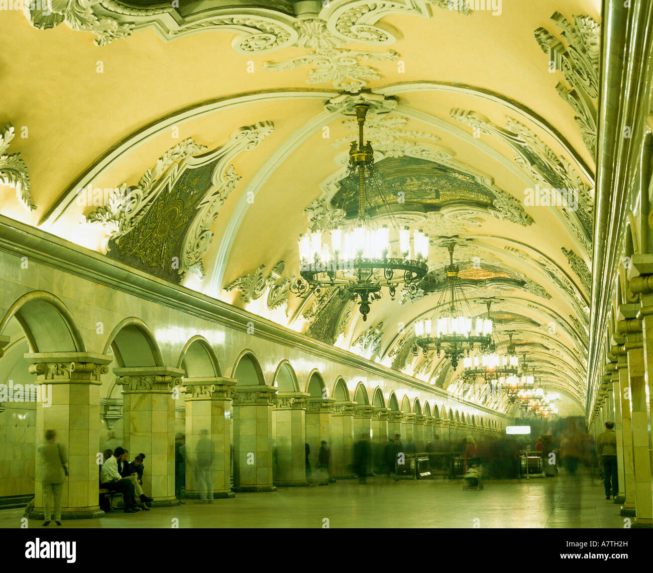 Interiors of railway station Moscow Russia Stock Photo - Alamy