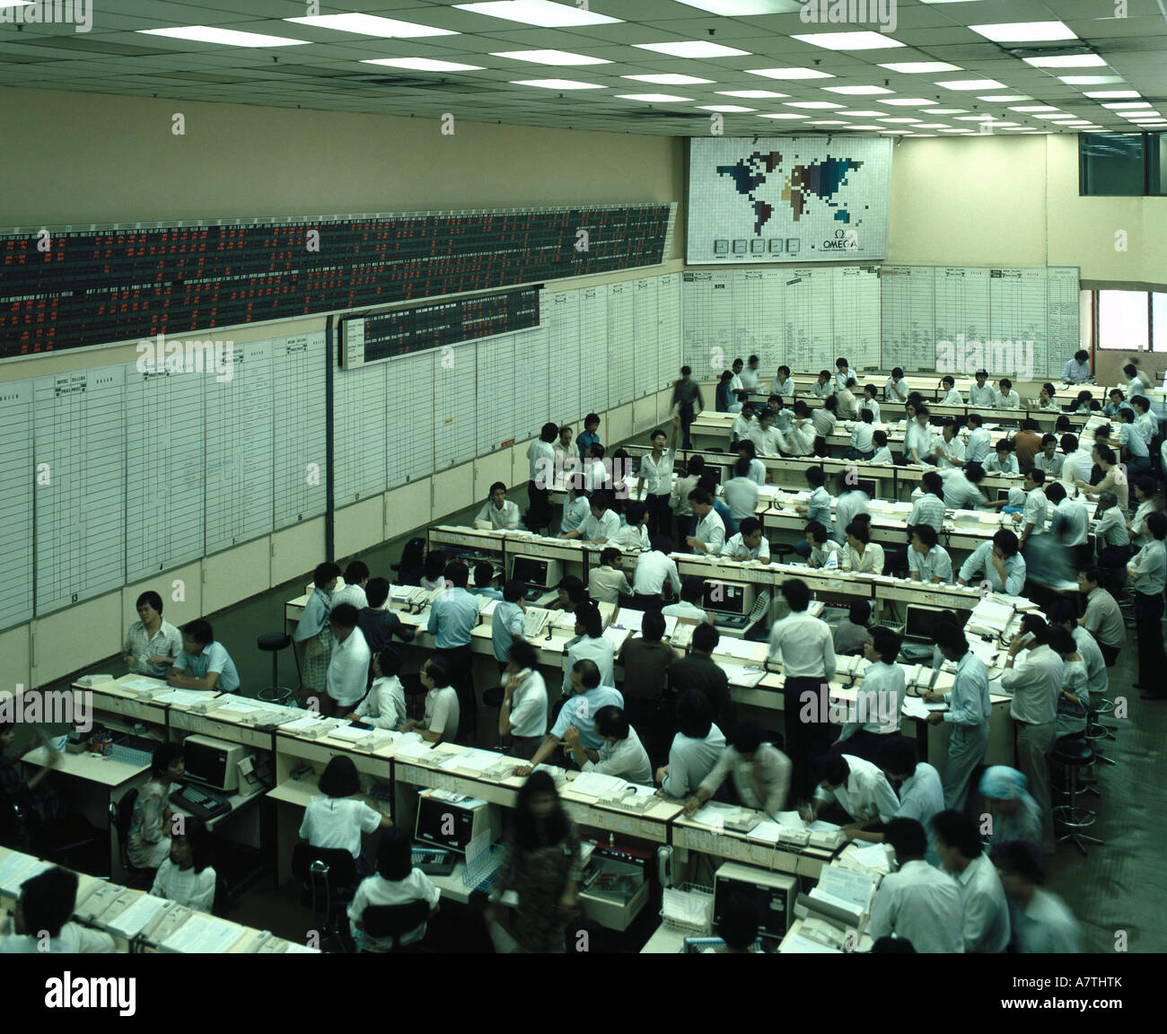 Interiors of crowded stock market, Singapore Stock Photo - Alamy