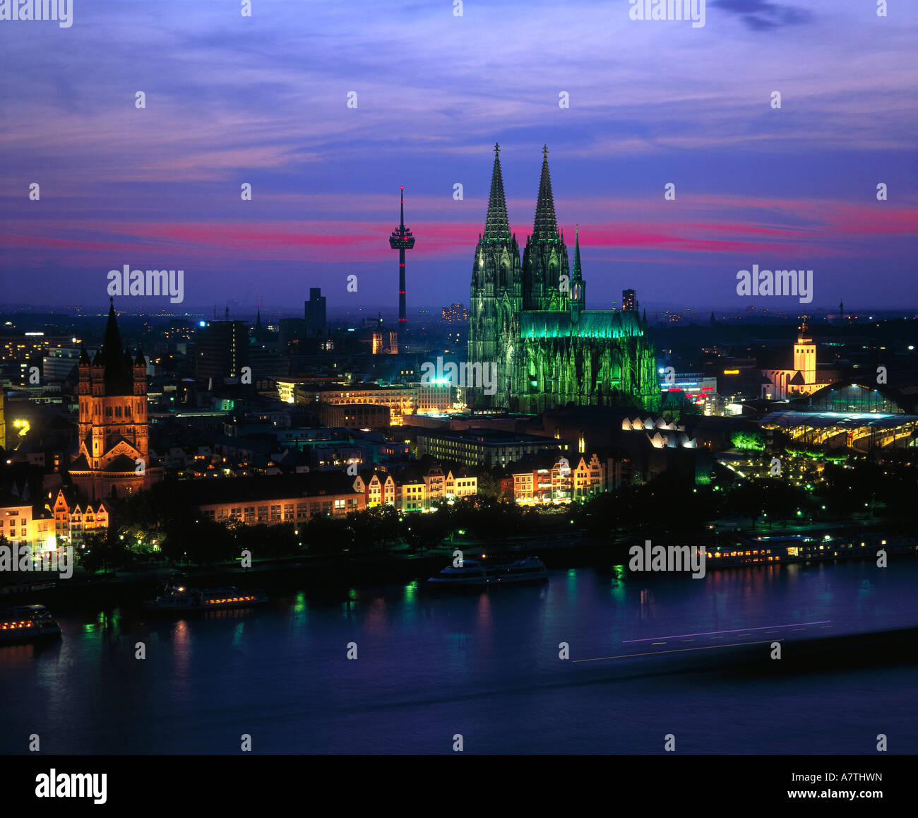 Buildings with cathedral at waterfront, Cologne Cathedral, Cologne ...