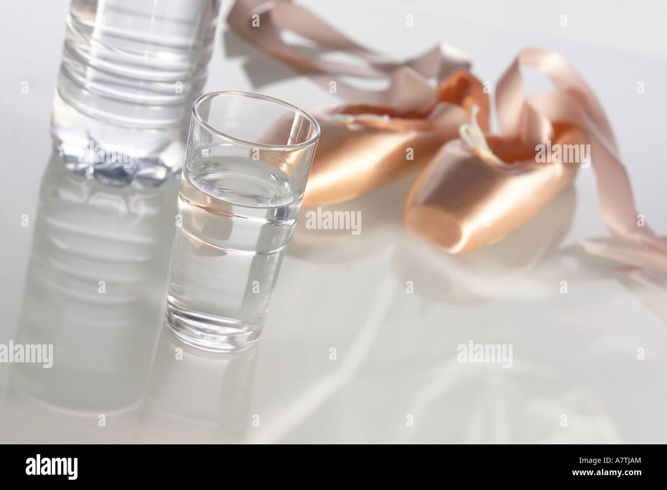 Primer ballet hi-res stock photography and images - Alamy