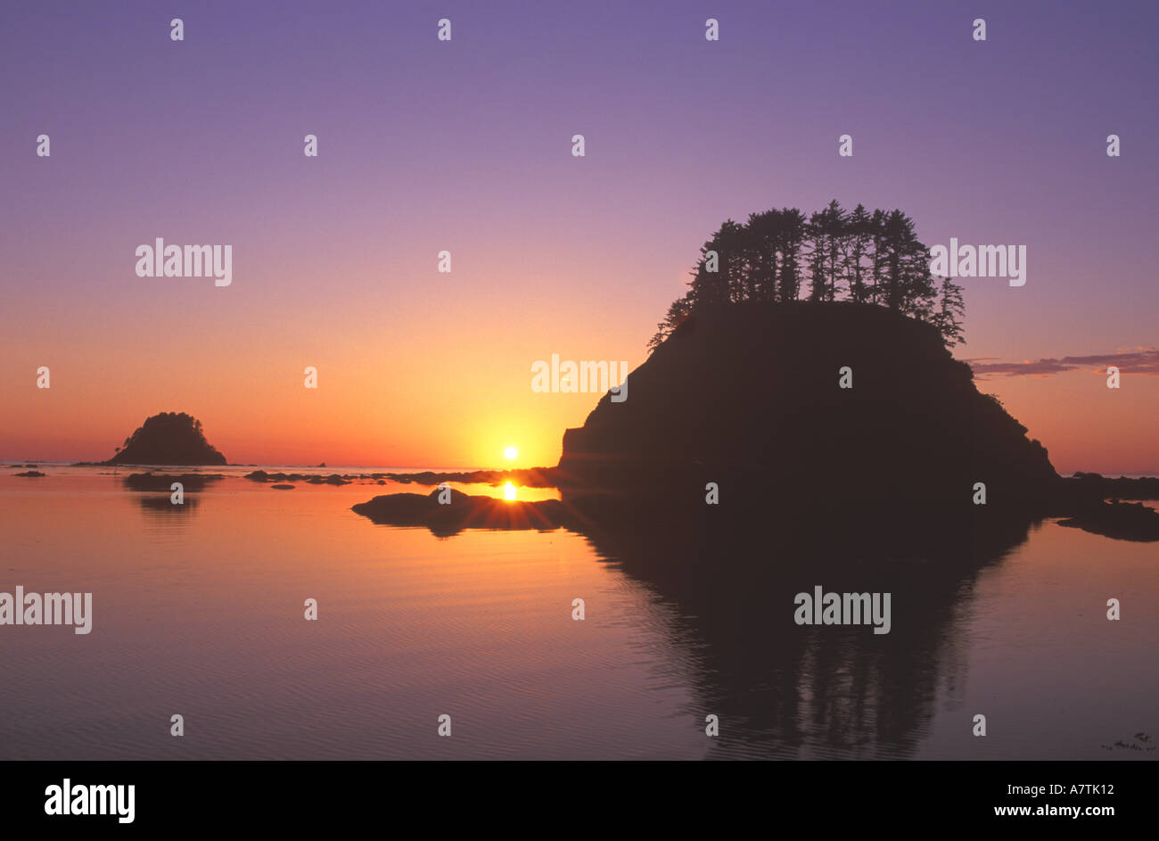 Cape alava hi-res stock photography and images - Alamy