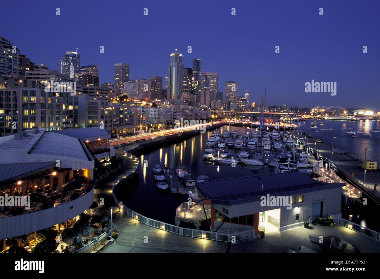 Seattle skyline from pier 66 hi-res stock photography and images - Alamy
