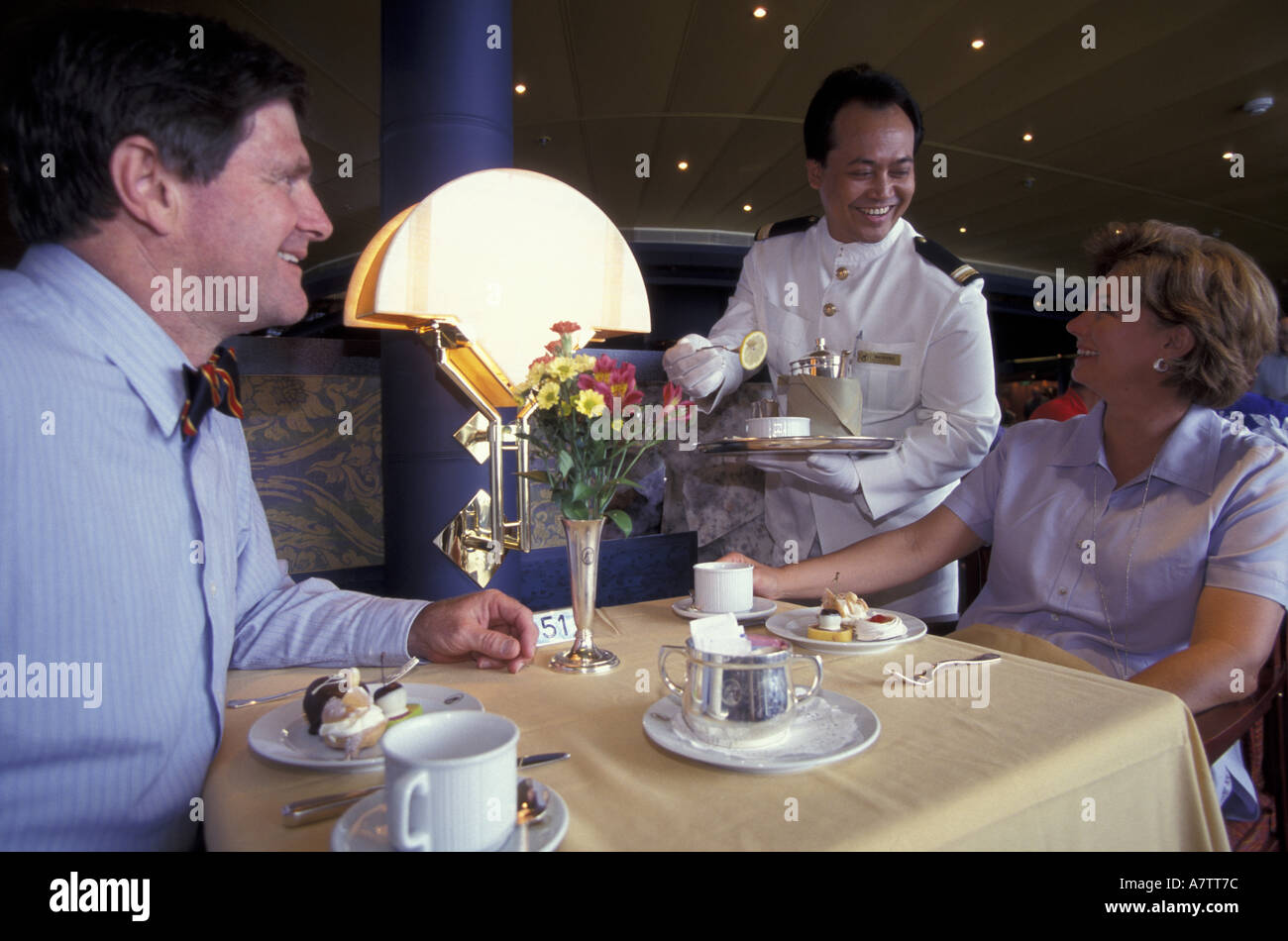 Hal rotterdam interior hi-res stock photography and images - Alamy