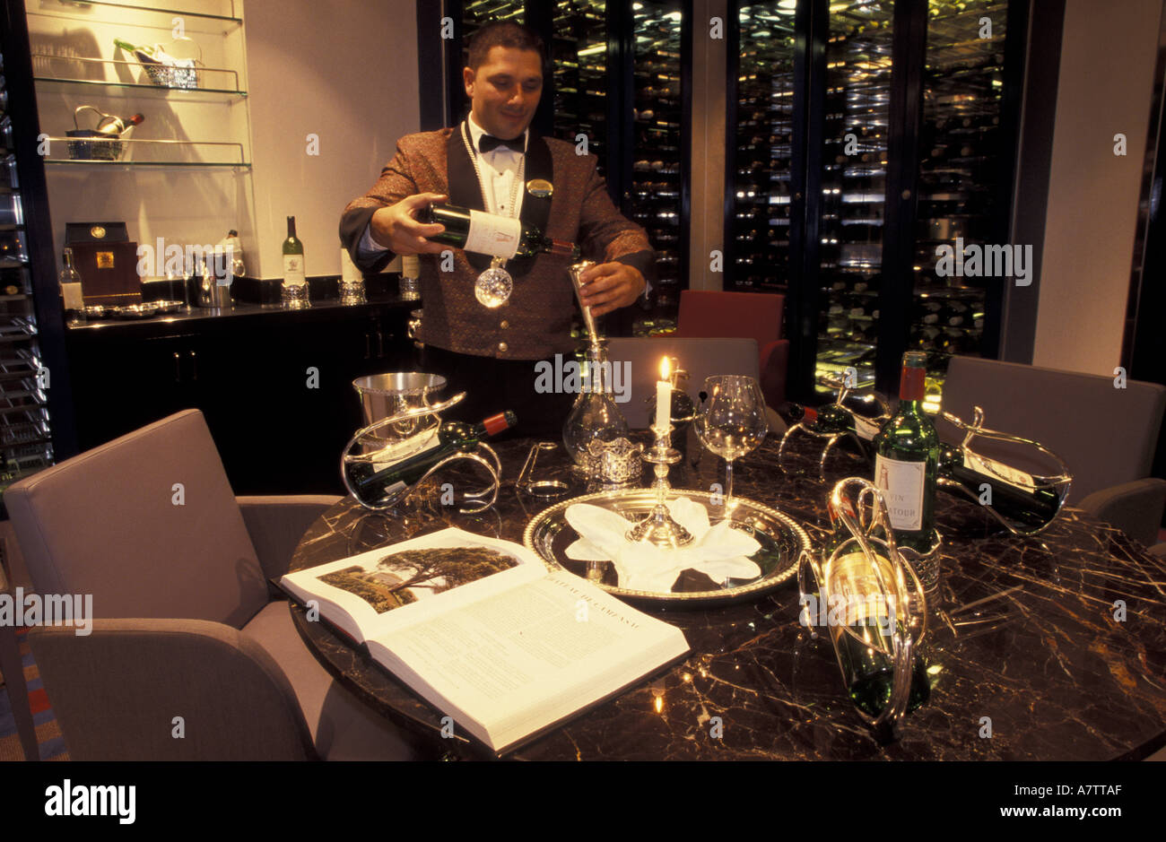 Infinity wine cellar hi-res stock photography and images - Alamy