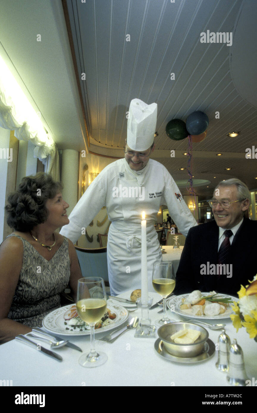 Cunard dining hi-res stock photography and images - Alamy