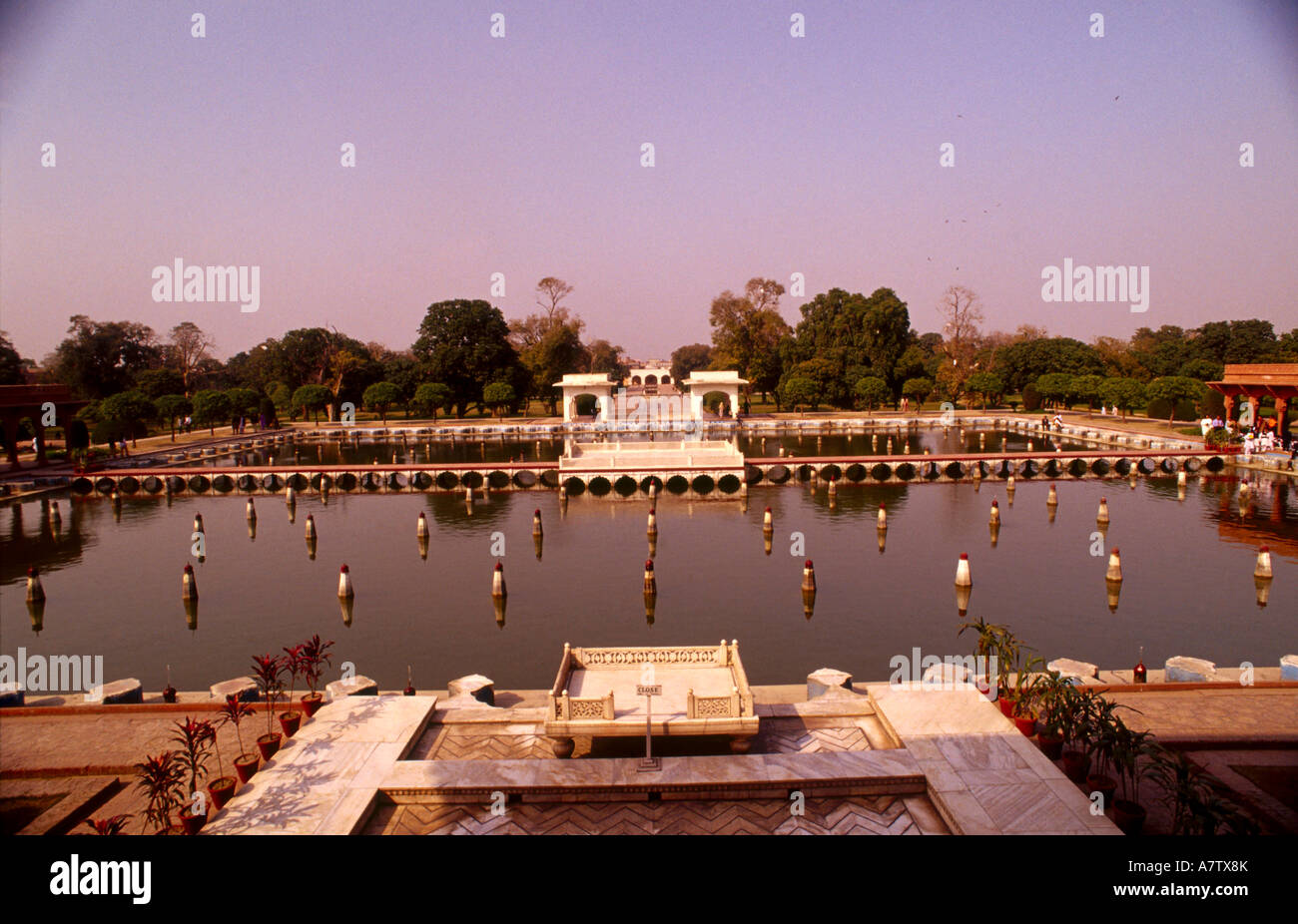 Shalimar garden lahore pakistan hi-res stock photography and images - Alamy