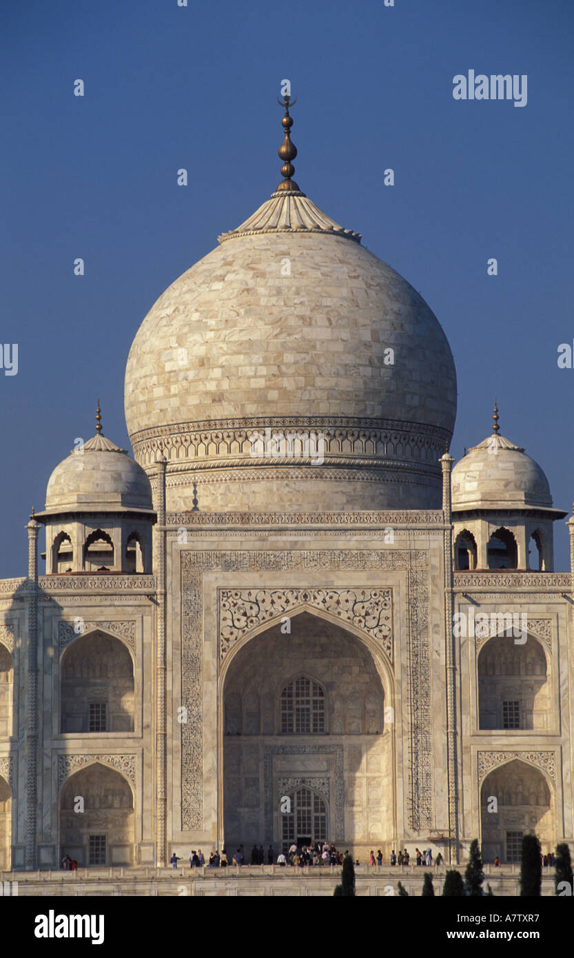 Taj mahal area hi-res stock photography and images - Alamy
