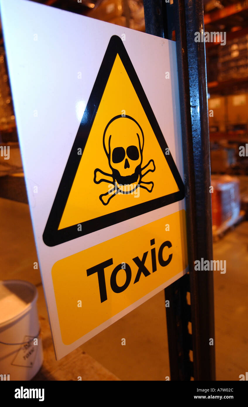 Toxic sign hi-res stock photography and images - Alamy