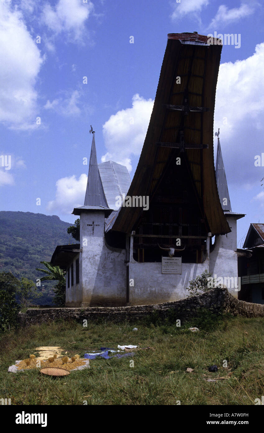 Typical church of Torajaland Tanatoraja Sulawesi Indonesia Stock Photo ...