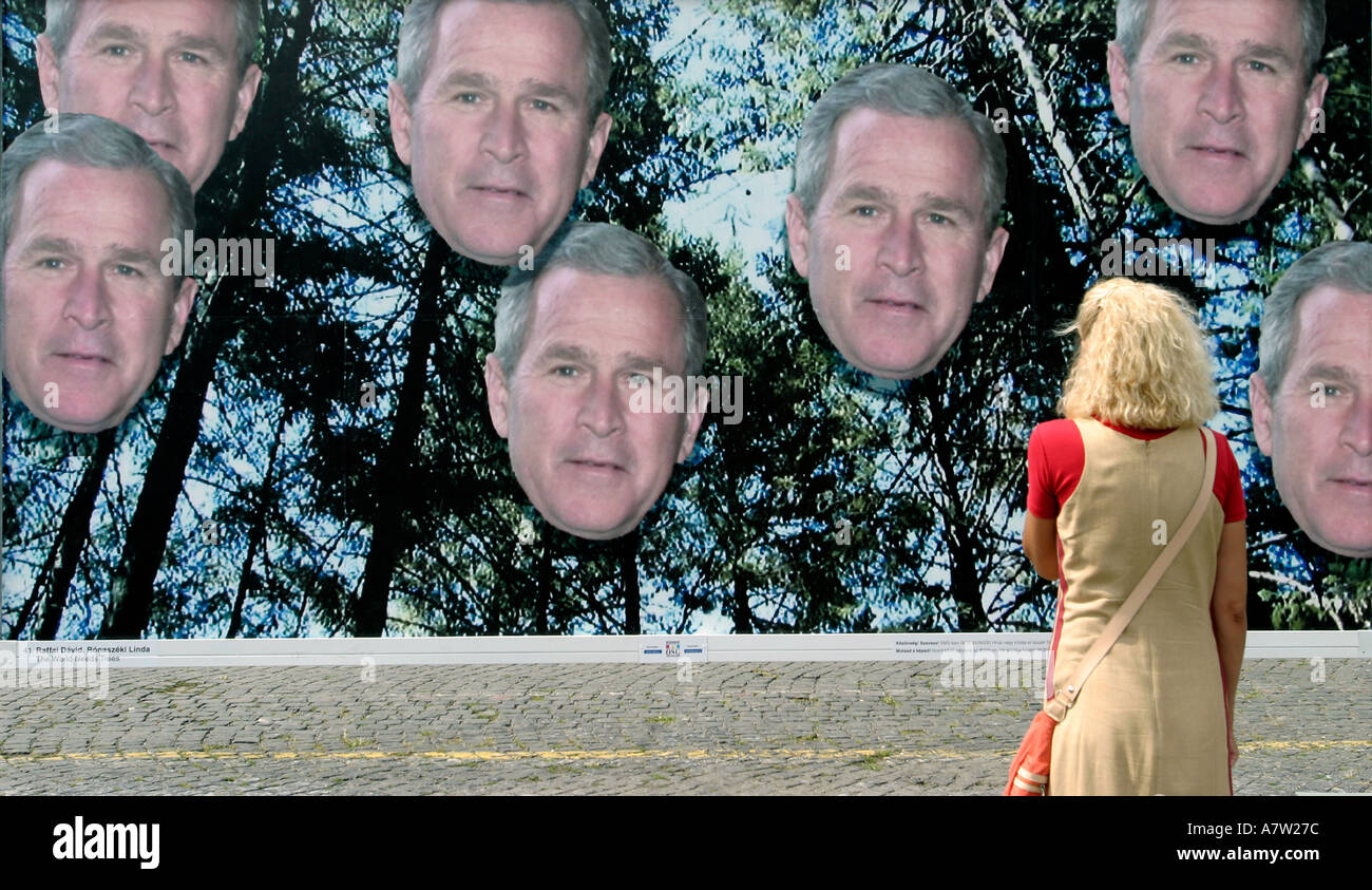 The face face of Jorge W. Bush riproduced for an open exhibition in the ...