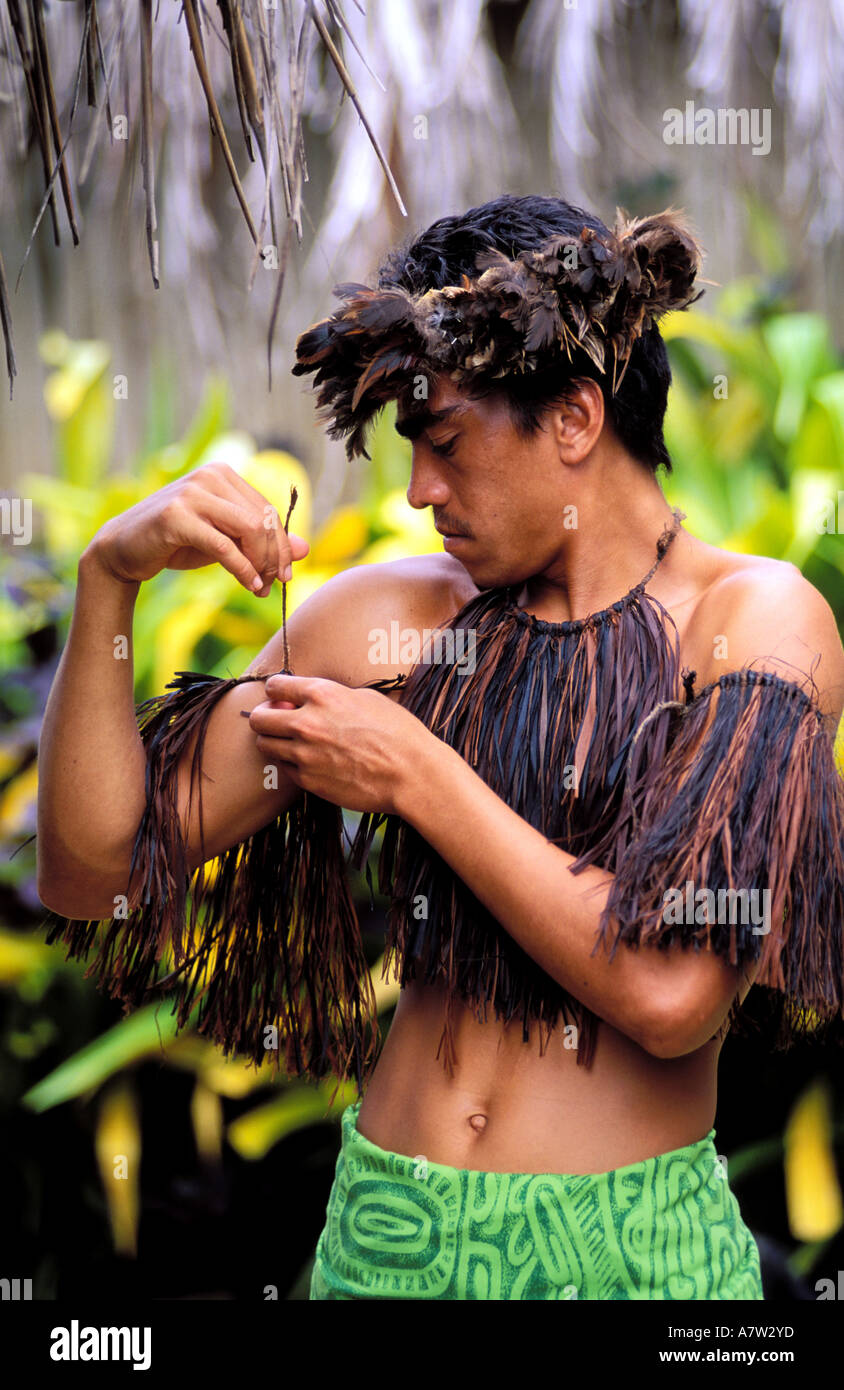 Maori folklore performance hi-res stock photography and images - Alamy