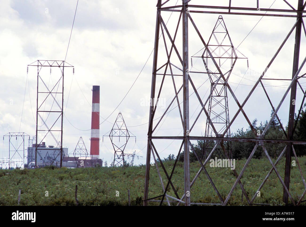 Transmission lines leading away from Grand Lake Power Generating Plant ...