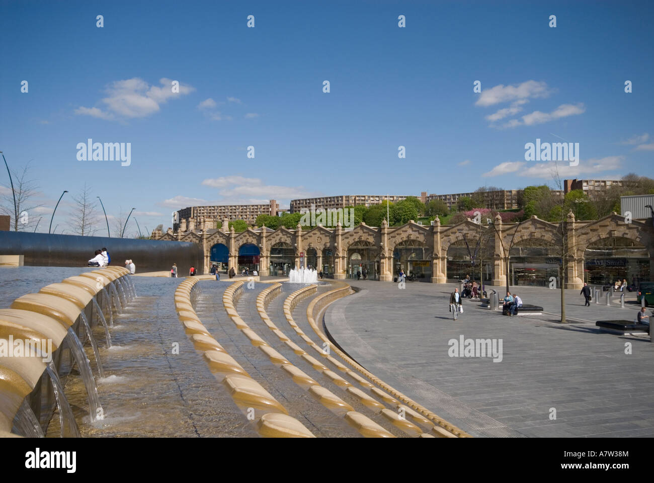 Sheffield midland railway station sheffield hi-res stock photography ...