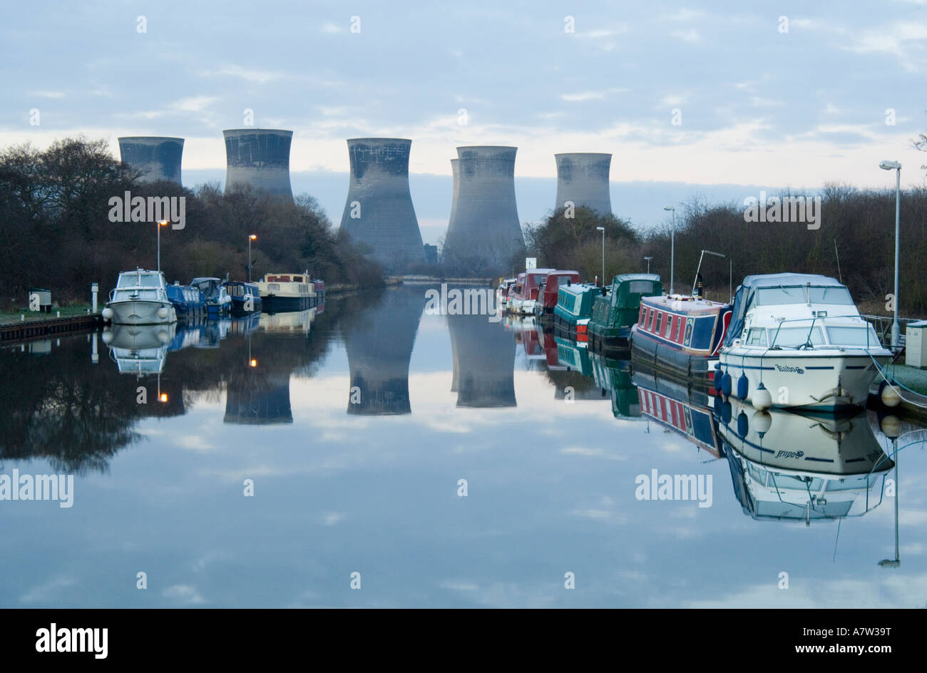 Kirk Bramwith Lock Doncaster UK Stock Photo - Alamy