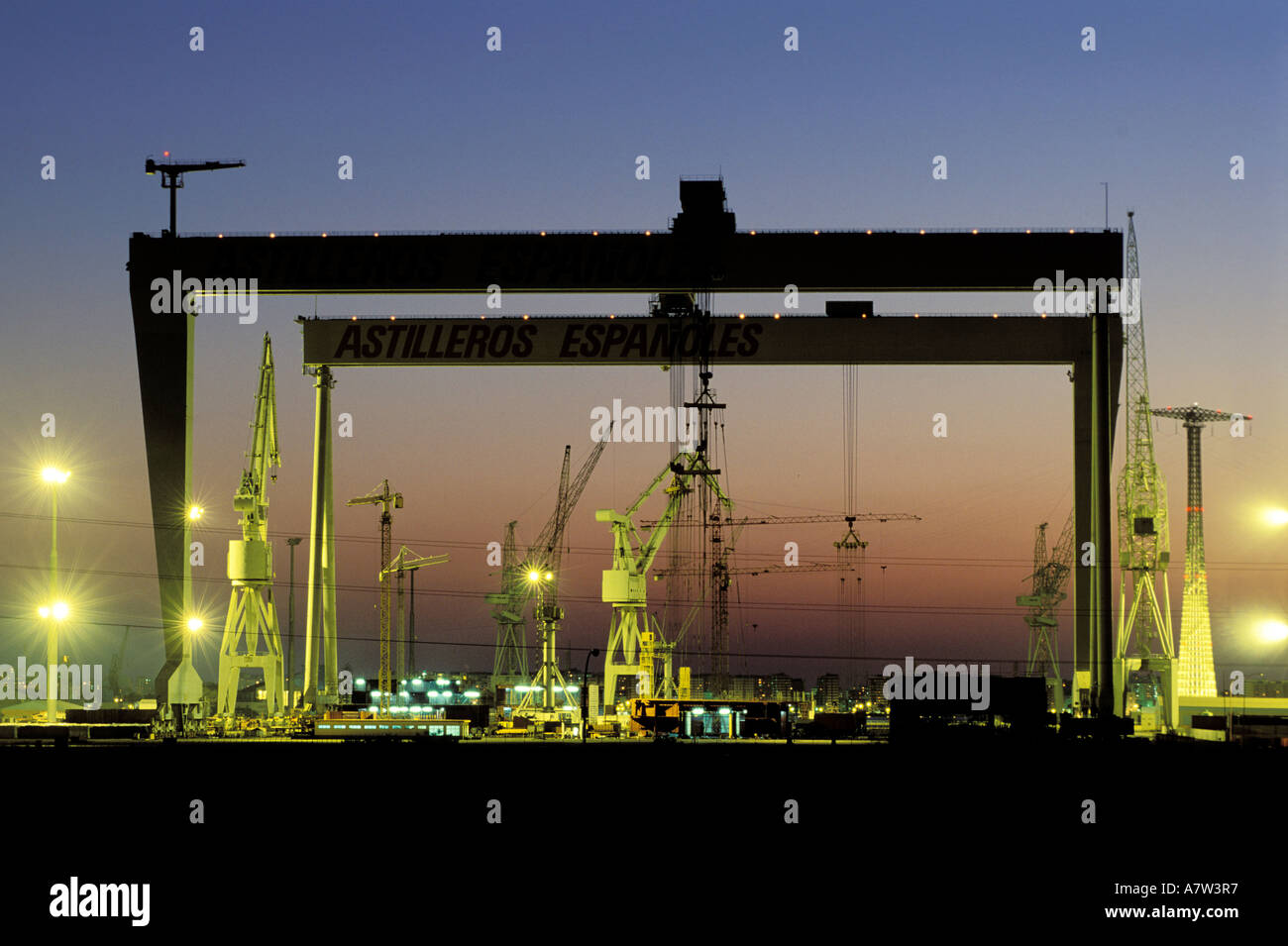 Cadiz docks hi-res stock photography and images - Alamy