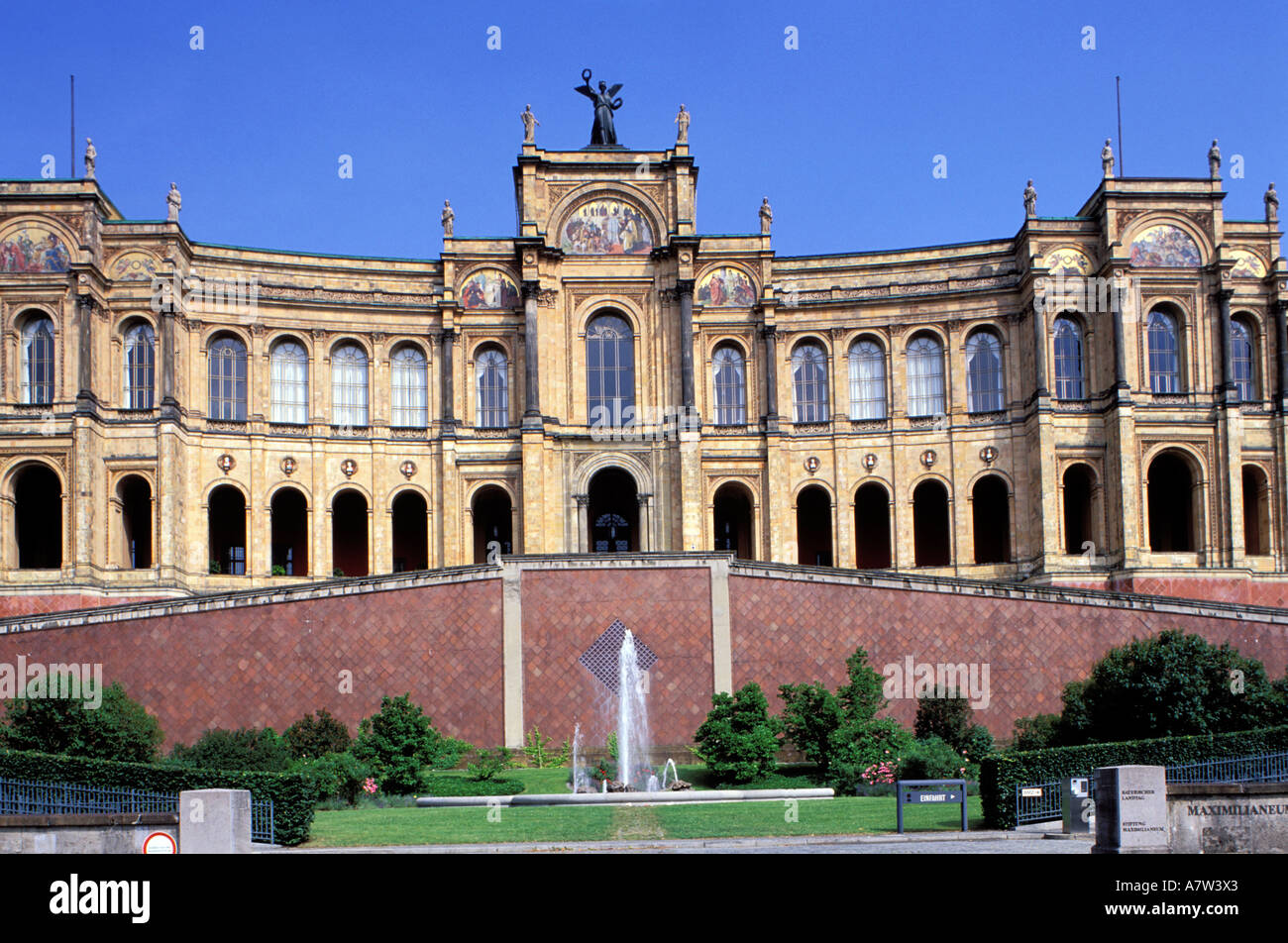 Bavarian parliament hi-res stock photography and images - Alamy
