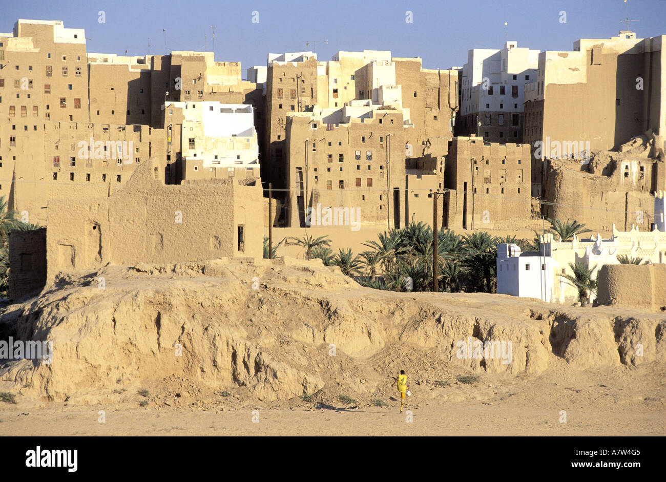 Yemen arabia shibam architecture hi-res stock photography and images ...