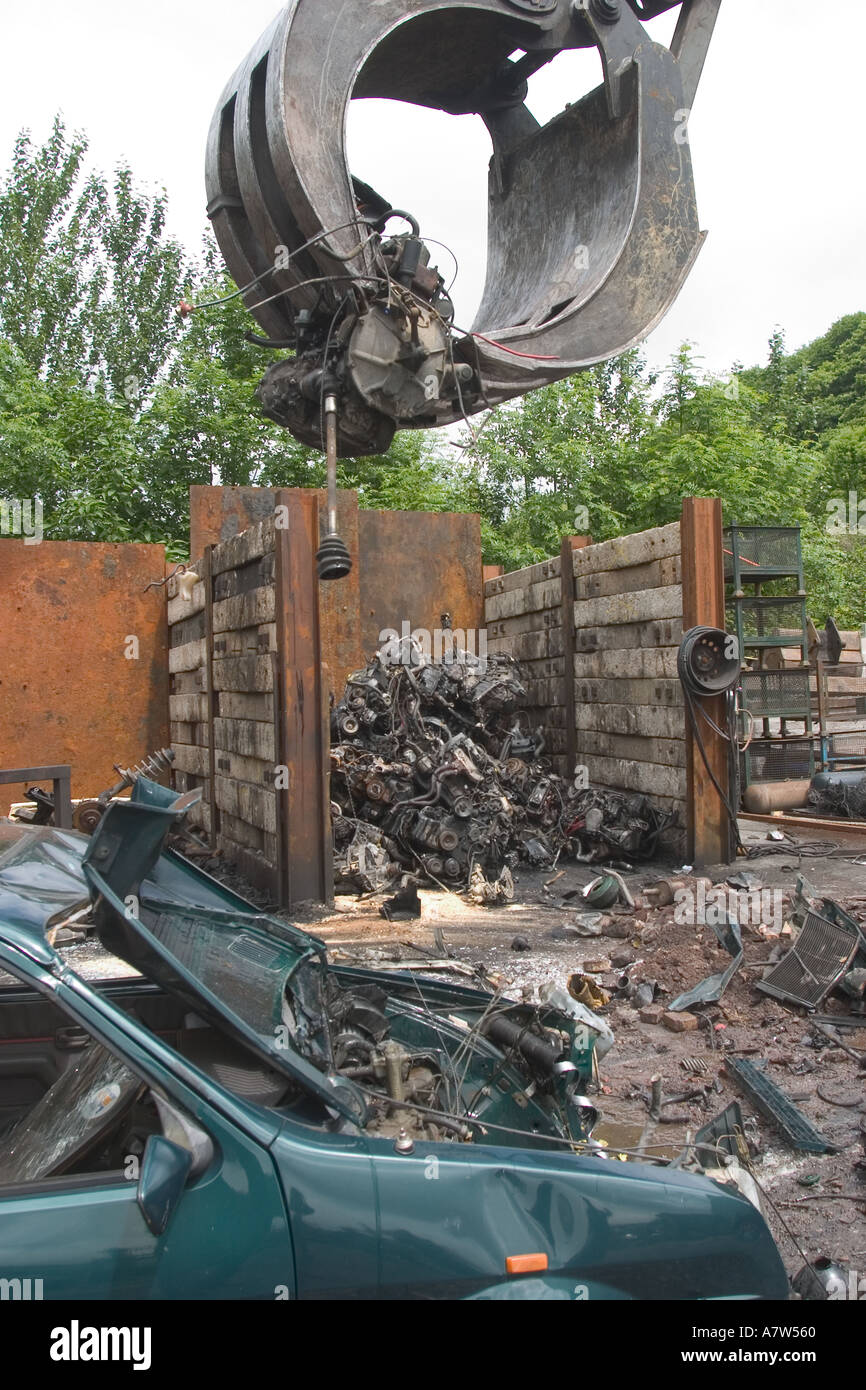 Car engine taken for recycling Stock Photo - Alamy