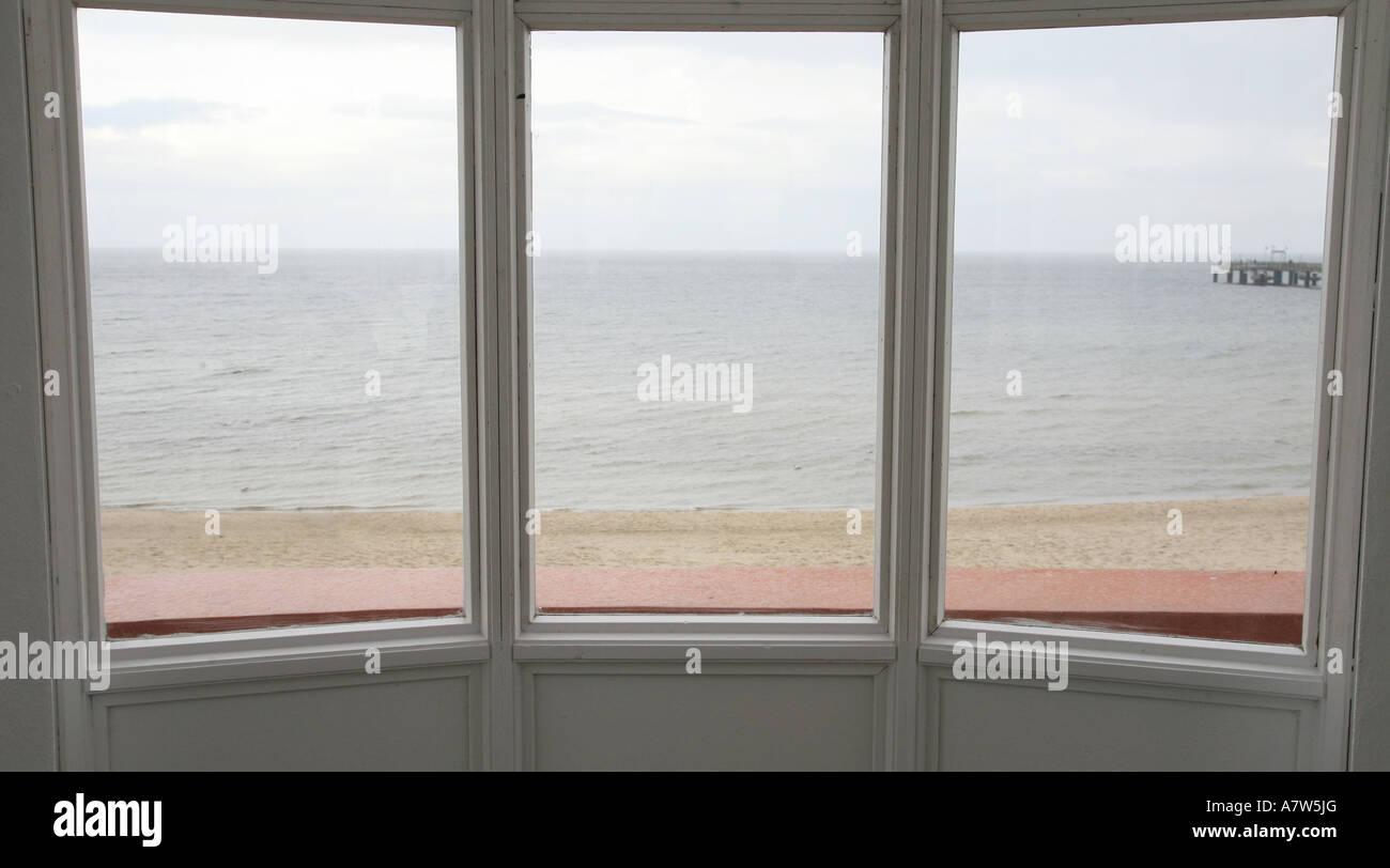 View through windows hi-res stock photography and images - Alamy