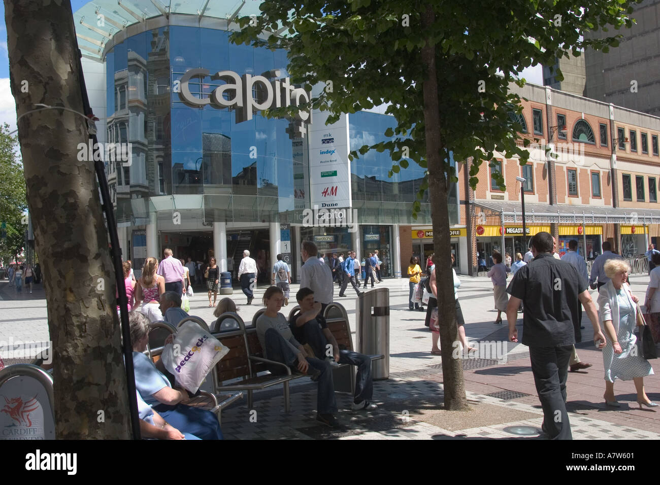 Capitol shopping centre queen street hi-res stock photography and ...