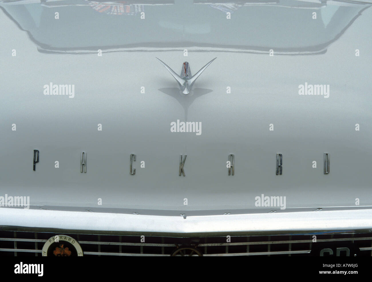 Packard car logo hi-res stock photography and images - Alamy
