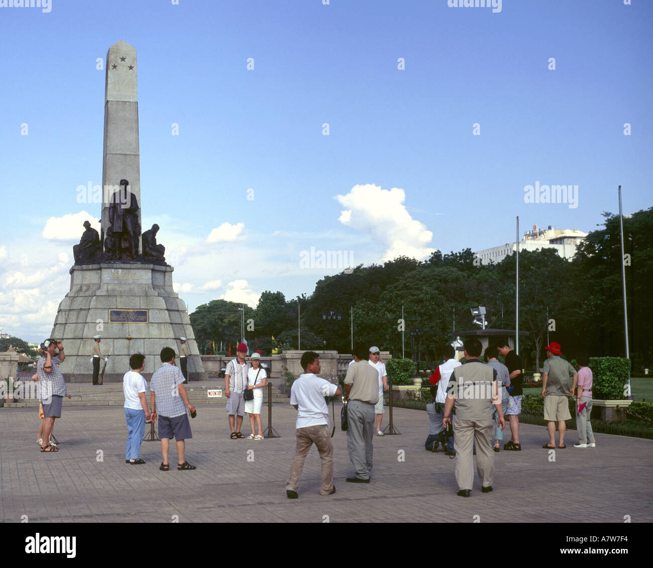 Jose rizal monument hi-res stock photography and images - Alamy
