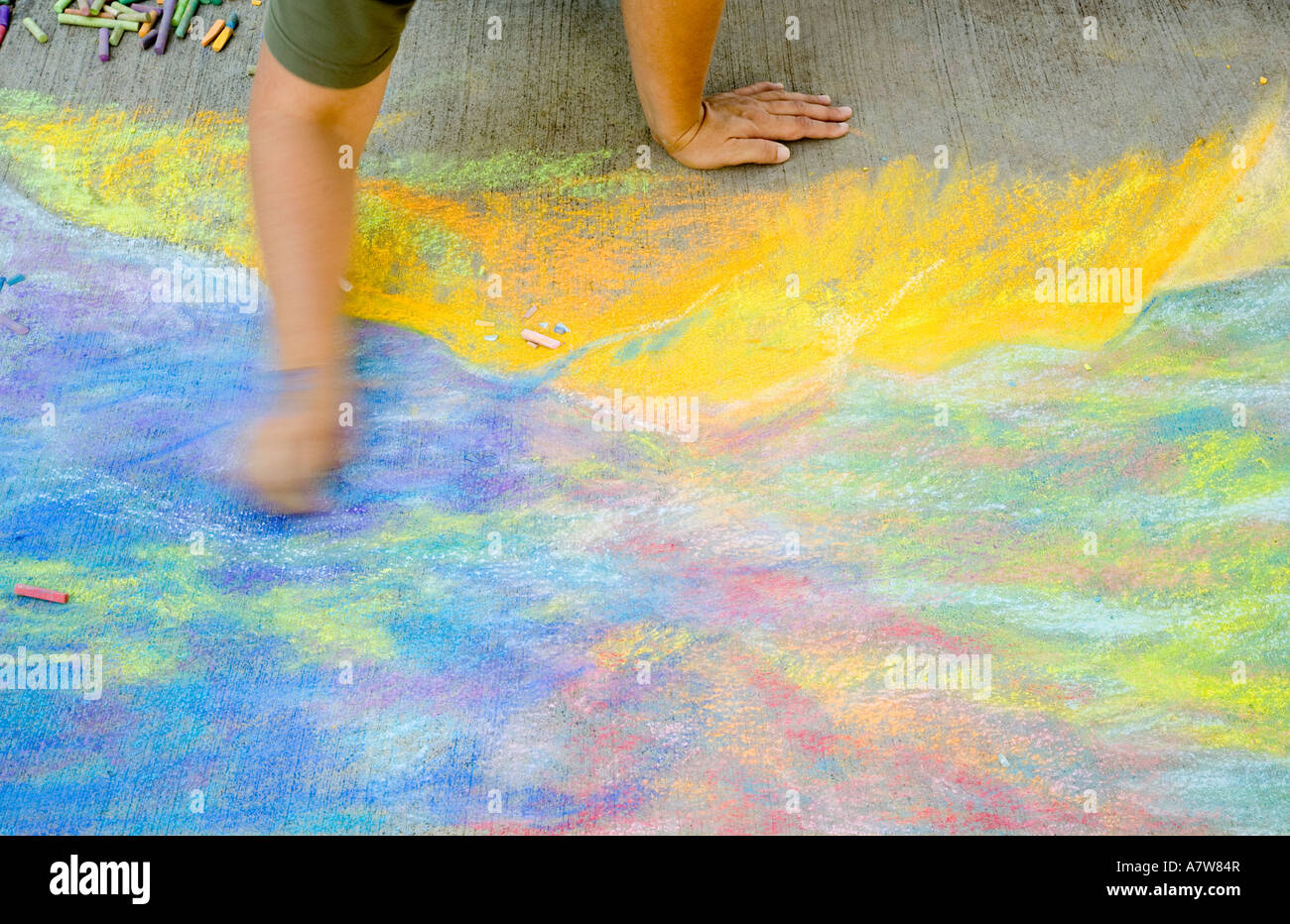 Artist drawing sidewalk with chalk Stock Photo - Alamy