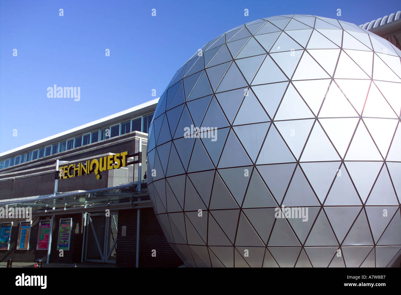 Techniquest Science Activity centre for all the family Cardiff Bay ...