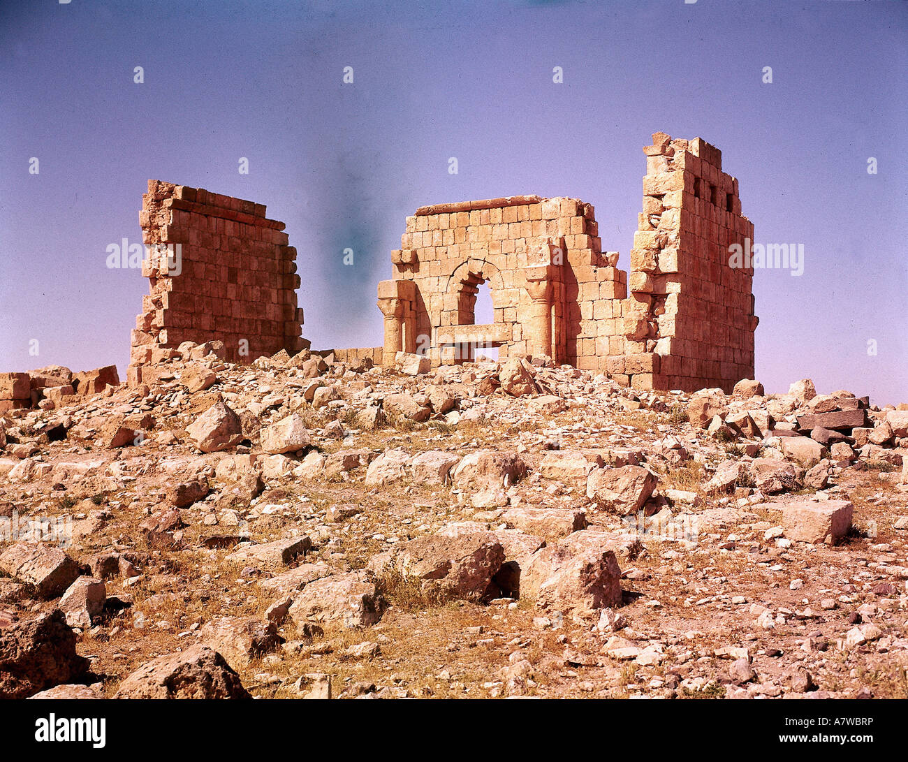 Ruin of a omayyad umayyad palace hi-res stock photography and images ...