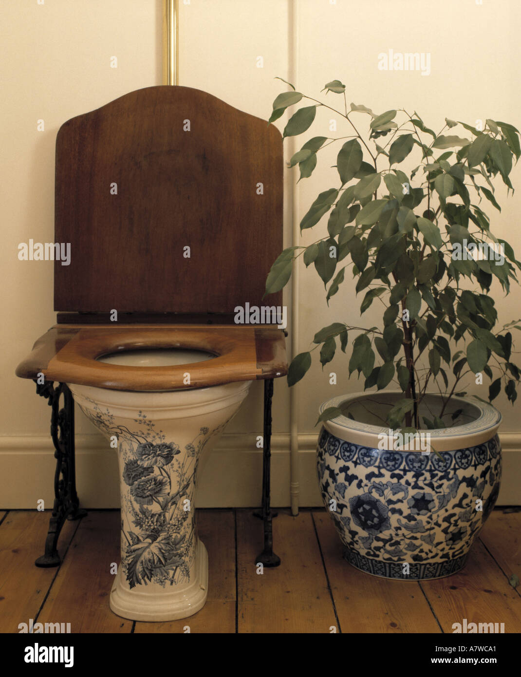 Period Porcelain Toilet Stock Photo - Alamy