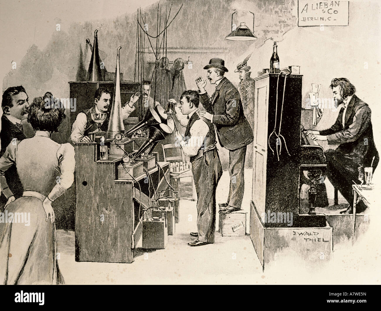 broadcast, recording sound, phonograph, sounf studio, Berlin circa 1910 ...