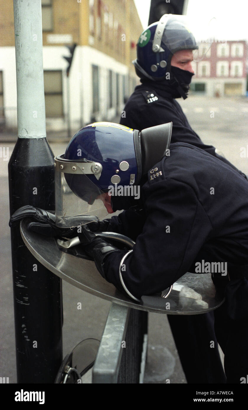 Copper shields hi-res stock photography and images - Alamy