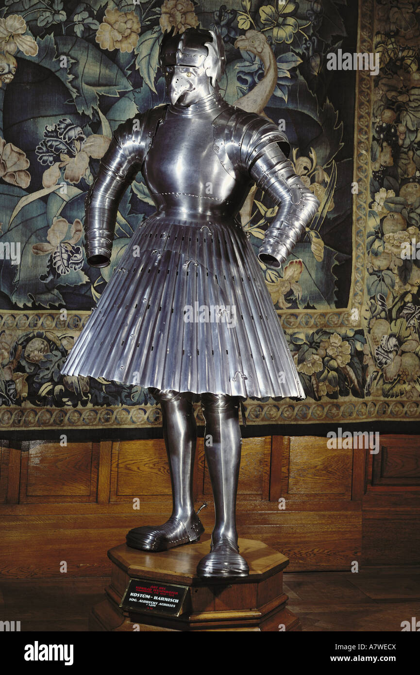 Kunsthistorisches museum armour hi-res stock photography and images - Alamy