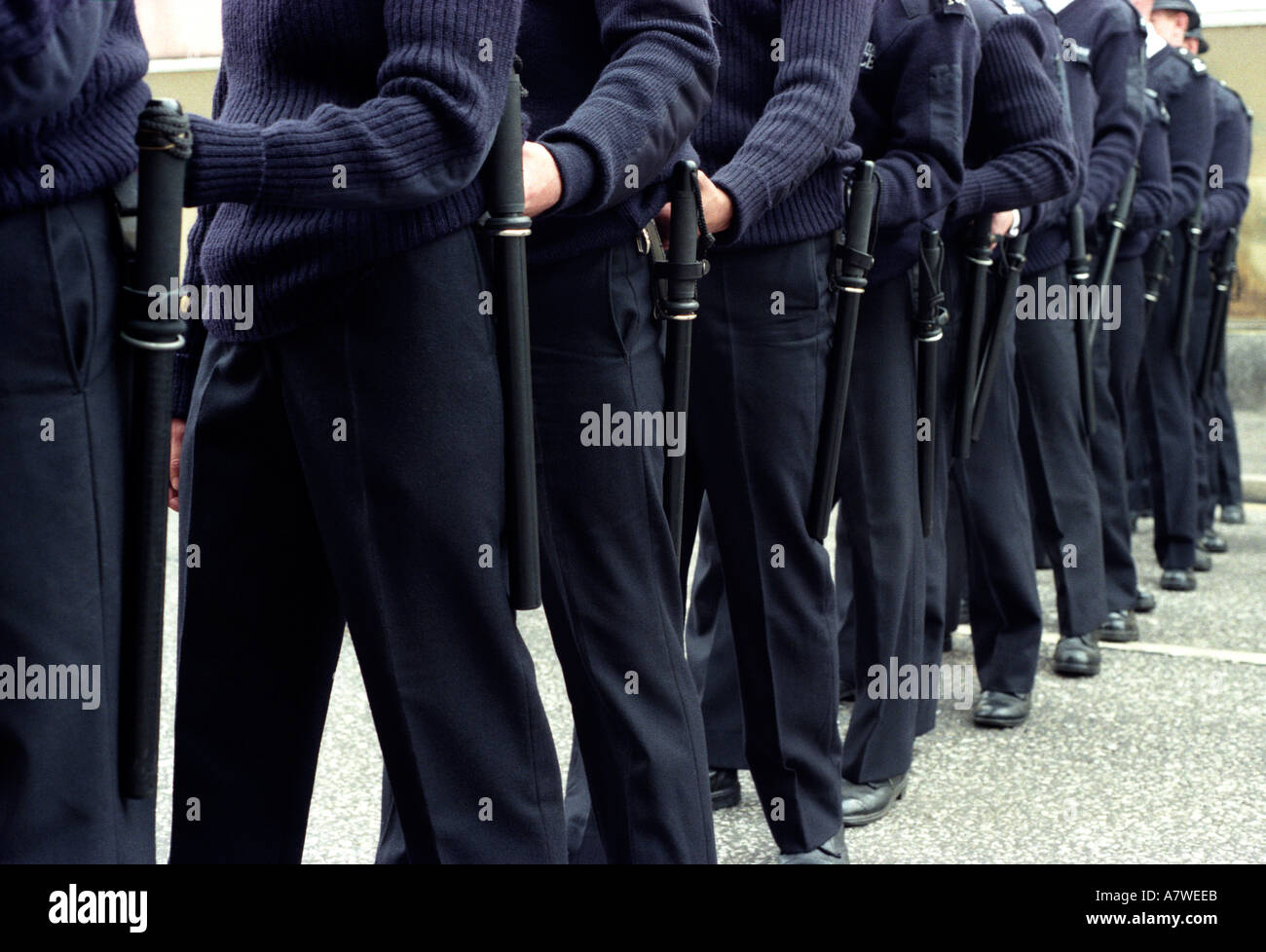 Metropolitan police officers undertaking public order training duites ...