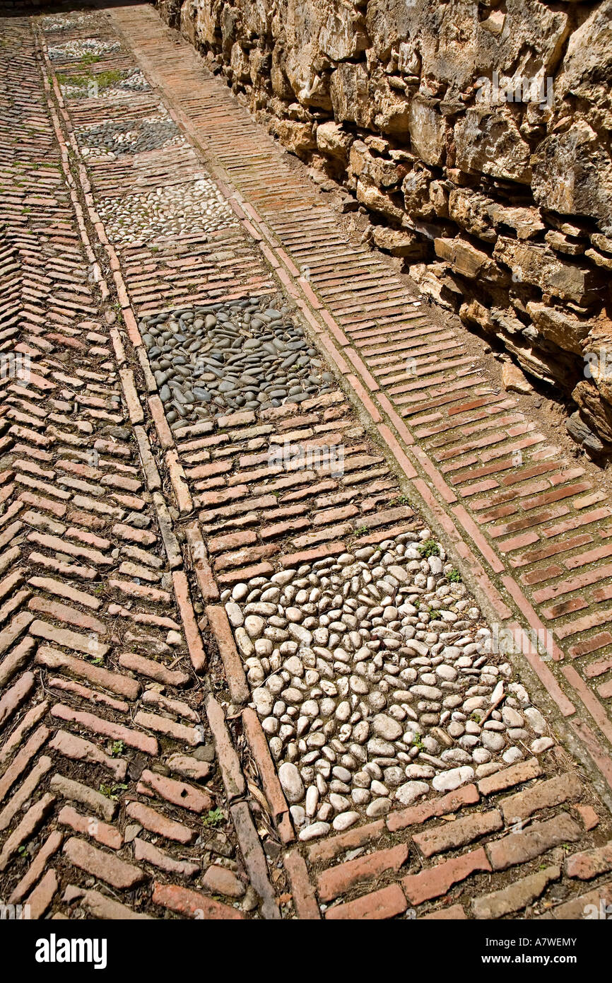 Original brick road hi-res stock photography and images - Alamy