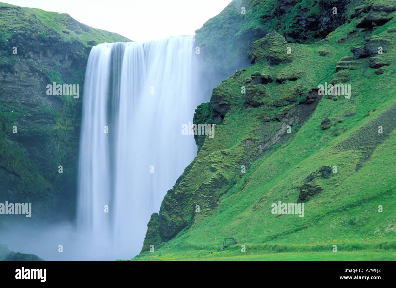 Iceland, region of Vik, Skogarfoss waterfalls Stock Photo - Alamy