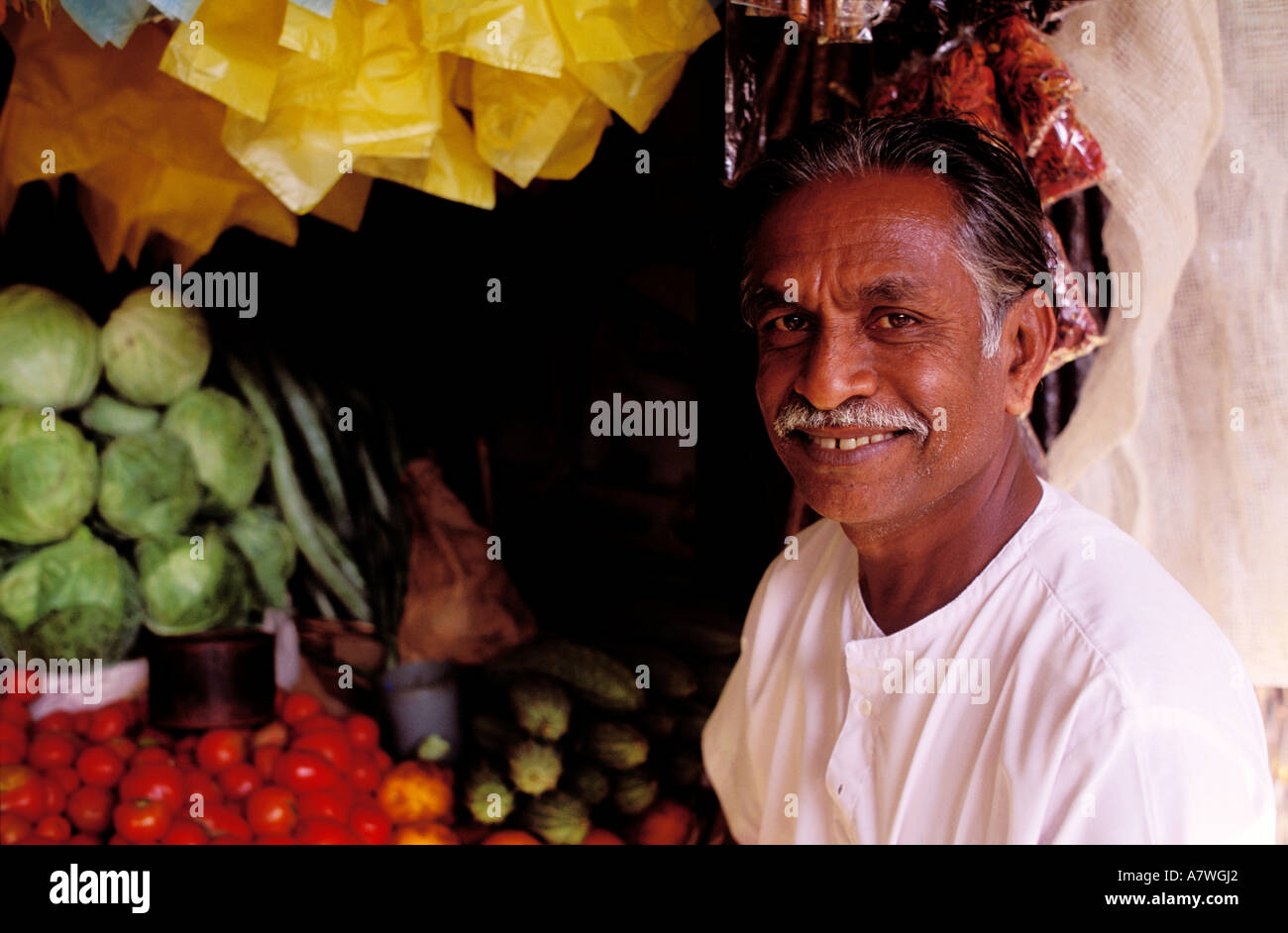 Kandy sri lanka central market hi-res stock photography and images - Alamy