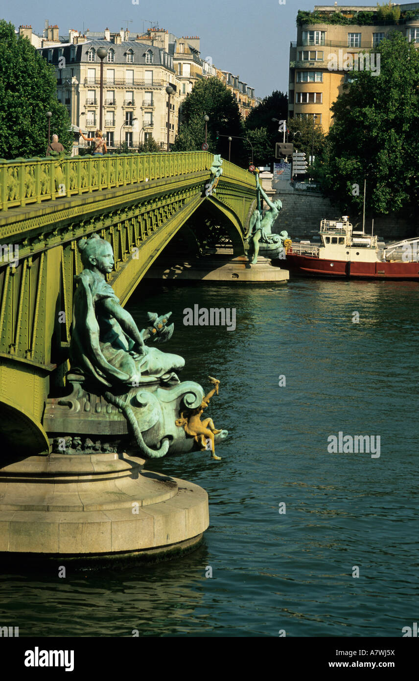 Pont mirabeau hi-res stock photography and images - Alamy