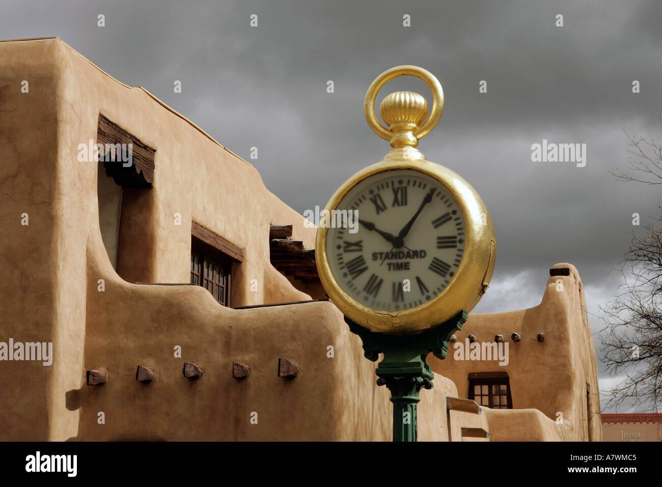 Museum Of Fine Arts Santa Fe Stock Photos & Museum Of Fine Arts Santa ...