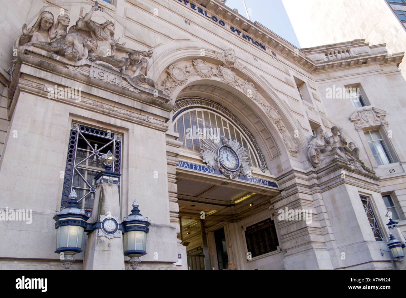 Waterloo Railway Station entrance arch and war memorial London England ...