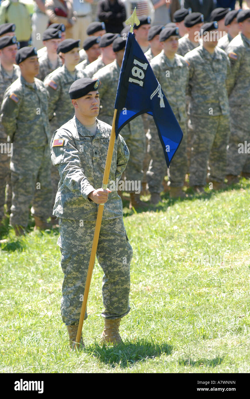 Massachusetts army national guard hi-res stock photography and images ...