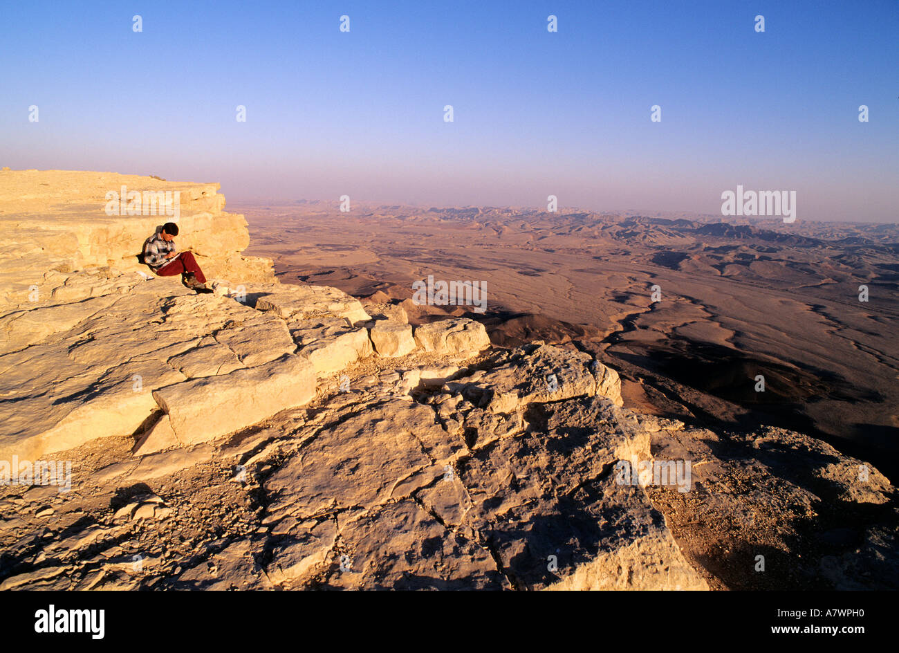 Desert of neguev hi-res stock photography and images - Alamy